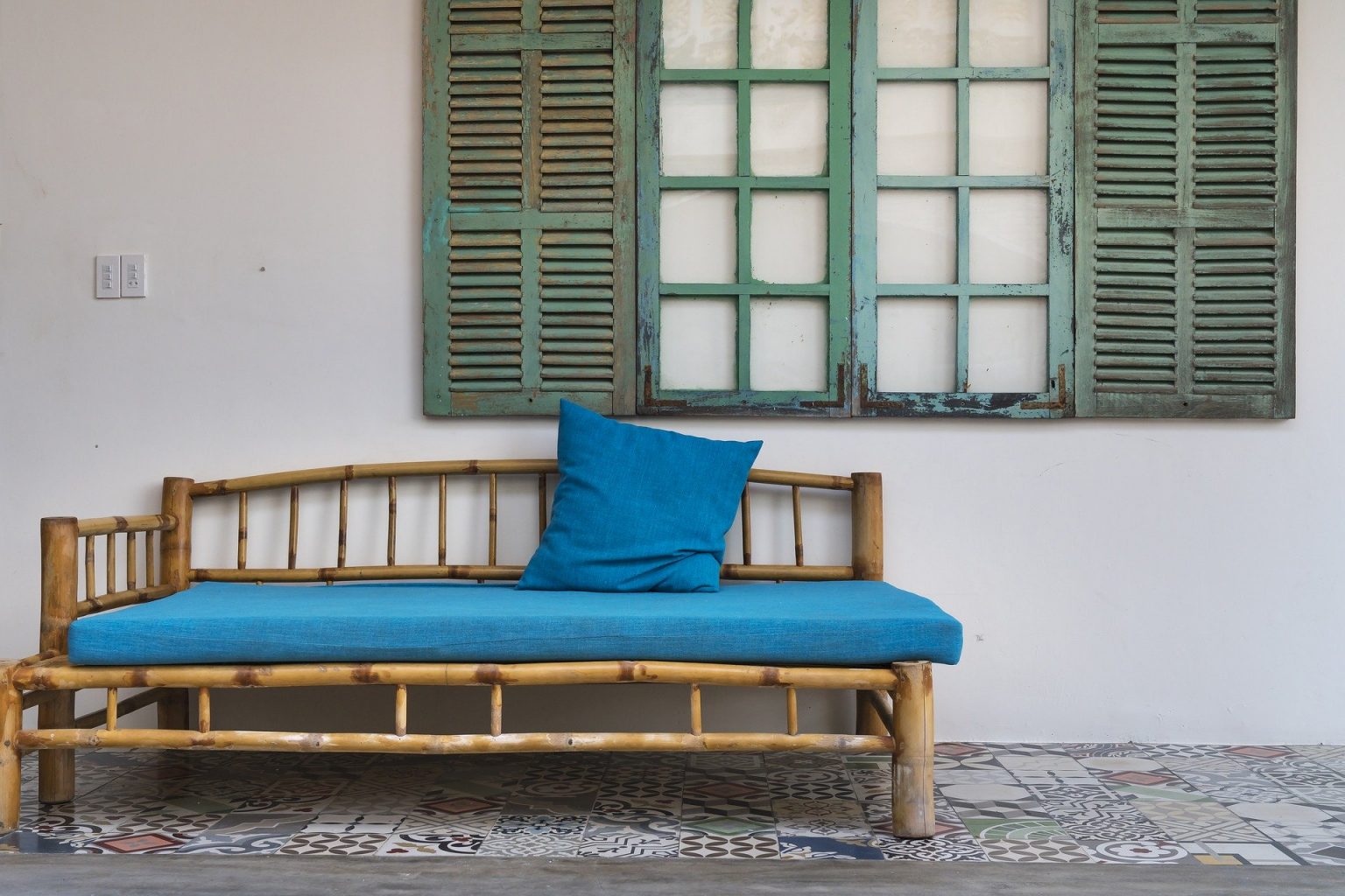 3 Types of Holiday Accommodation Explained • Travel Tips